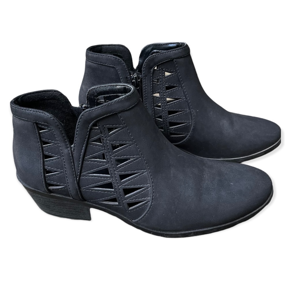 Soda Chance Black Perforated Cut Out Stacked Block He… - Gem